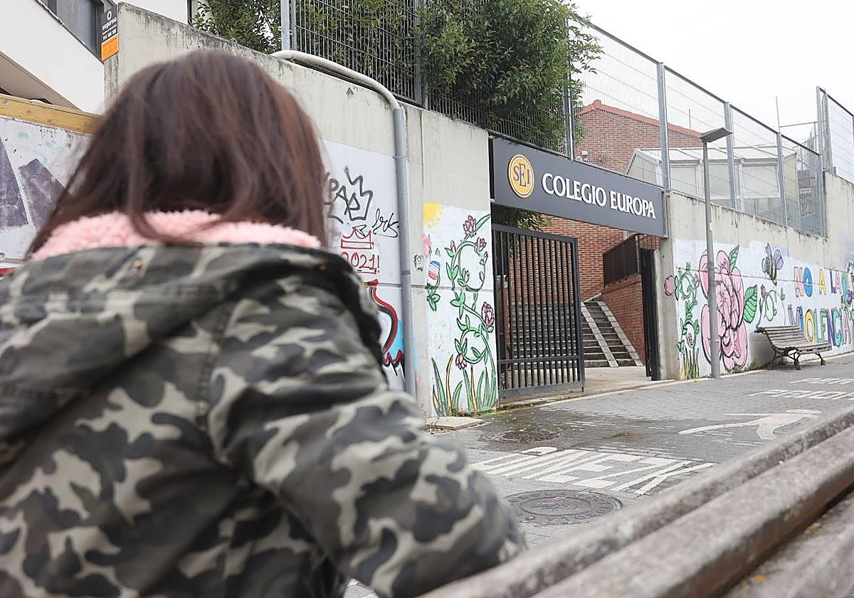 La carta íntegra del Colegio Europa de Getxo a las familias tras las denuncias a un profesor por ...